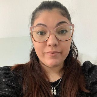 Daiana V., Let's exchange cultures while you practice Spanish | Learn ...