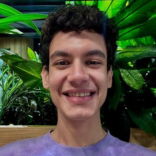 Ahmed E., 拥有 5 年以上经验的认证德语导师