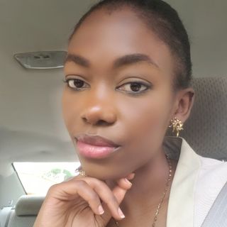 Aisha N., La profesora Aisha | Aprende con profesores de francés