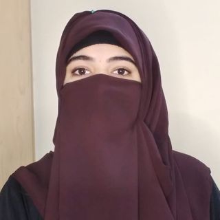 Zubaya A., Urdu tutor with 4 years of experience | Learn with physics ...