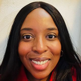 Sarah L., High-Level Conversational and Business English/Standard ...