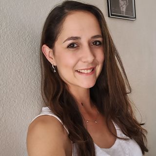 Nicola H., Profesor certificado de TEFL Soy profesora titulada en la ...