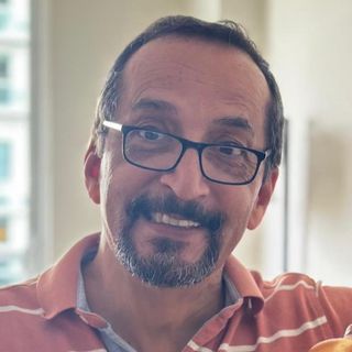 Freddy V., Native Spanish Teacher with Extensive Practical Experience ...