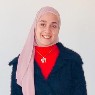 Hiba A., ครูสอนภาษาอาหรับสำหรับผู้ที่ไม่ใช่เจ้าของภาษาโดยมีประสบการณ์ 1 ปี