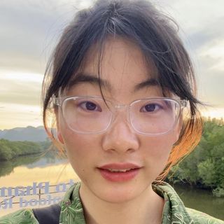 Wei L., A Chinese tutor who loves communication, helping you master ...