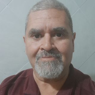 Sergio P., Maestro titulado con 20 años de experiencia. | Aprende con ...