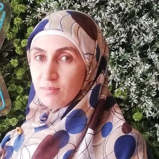 Amira F., Un profesor de origen árabe. Y contigo en todas partes ...