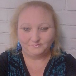 Marie F., FUN ENGLISH lessons for children aged 3 - 15 with 12 years ...