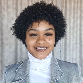 Mickyla V., Professional, Qualified and Experienced English teacher ...
