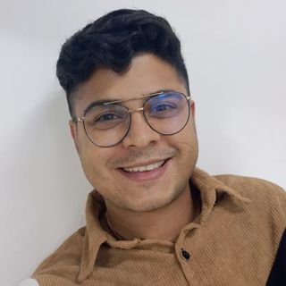 Adrian G., Tutor Nativo y haré que hables español con fluidez ...