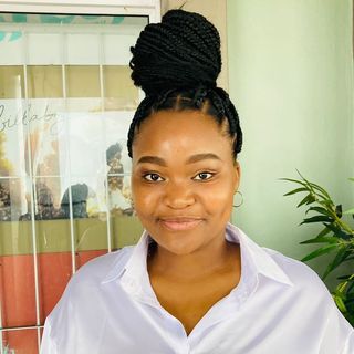Alungile M., A Teacher with a passion for helping students, lets learn ...