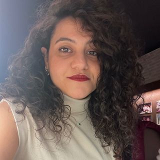 Annalisa M., Teacher, translator, and interpreter for 5 years. | Learn ...