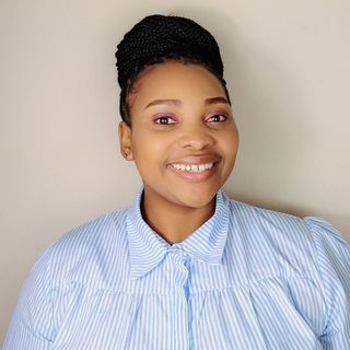 Lindokuhle C., Experienced and qualified TEFL tutor full of humour and ...