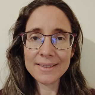 Rachel V., Máster en Educación por la UFPE; y Coordinadora del ...