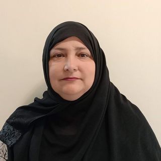 Ghazala N., Achieve Success with Confidence: Experienced Tutor with 100 ...