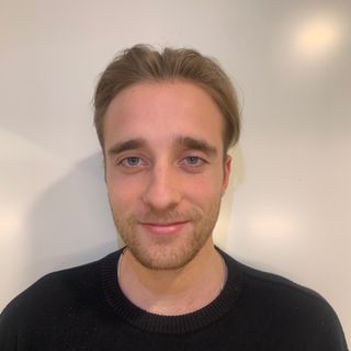 Adam W., Inglés, un idioma que se enseña mejor con un hablante nativo ...