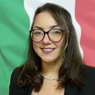 Alessandra S., STOP SCROLLING! 🤚 I'm the teacher you're looking for! 😉 ...