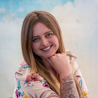 Maxine W., Hi, I’m Maxine — a passionate English Montessori Teacher ...