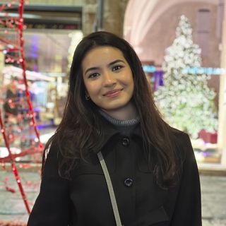 Leyli M., Tuteur italien expert avec une approche personnalisée et une ...