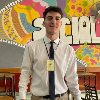 Felipe T., Local teacher highly interested in daily chatting and slang ...