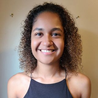 Shania L., Patient and understanding when teaching English. Read my bio ...