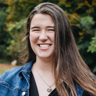 Elizabeth M., Relaxed and Fun Native English Speaker! | Learn with ...