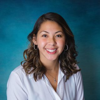 Taby M., Native English Speaker - Fluent in Spanish and Conversational ...