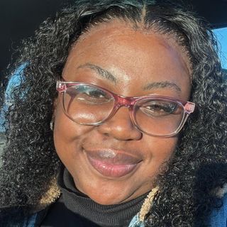Palesa M., 🔥 Not Your Average Tutor — English Lessons with a Twist of ...