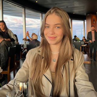 Isabella S., English mentor with 10+ years of experience. | Learn with ...