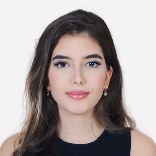 Douaae B., Desbloquee su potencial en inglés con Dua: ¡Apasionada ...