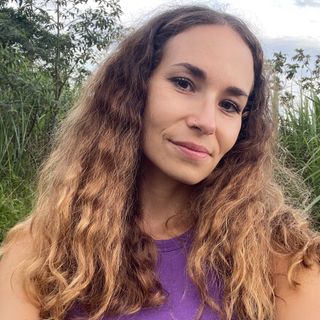 Nora V., French teacher from Switzerland, here to help you! | Learn ...