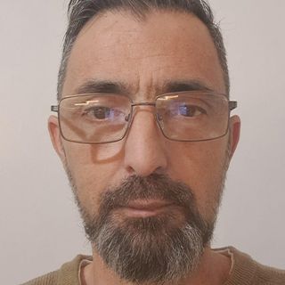 Omar C., Speak fluently from the very first lesson in a simple and fun ...
