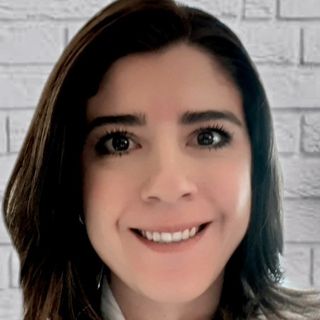 Silvia O., Profesor titulado con mas de 10 años de experiencia laboral ...