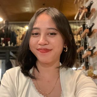 Kyla R., Gen Z Style Indonesian Language Tutor | Learn with Indonesian ...