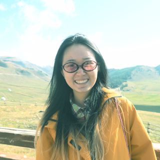 Rui L., MA in English from Top University | 🏆 Certified Standard ...