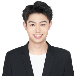 Yu C., 英国在读硕士/ 标准普通话/ 课堂氛围轻松愉快/ 性格热情友好