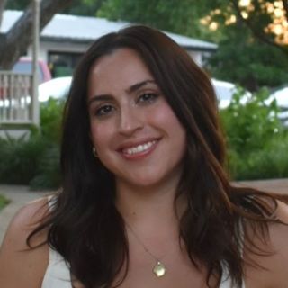 Andrea V., TEFL certified Texan teacher | Learn with English Tutors