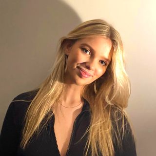 Isabella E., English Language Enthusiast Offering Personalised, Fun ...
