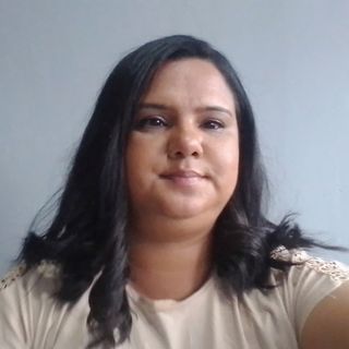 Simmone M., ¡Profesora certificada con más de 3 años de experiencia ...