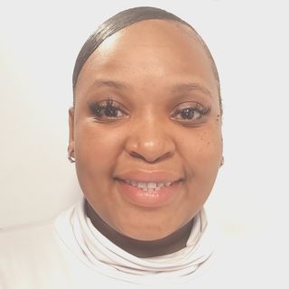 Nosipho V., Master English with Tailored Conversations and Expert ...