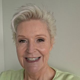 Bronwynne S., Business English and British English tutor with many ...