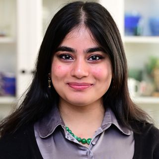Yusra I., Math Tutor – Helping Students Excel with Personalized Lessons ...