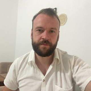 Niall G., Fun Irish TEFL teacher, let's talk! | Learn with English Tutors