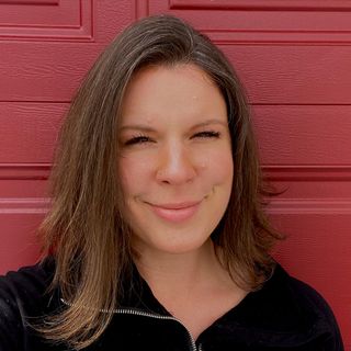 Sarah B., I'm TEFL certified and I enjoy working with kids as well as ...