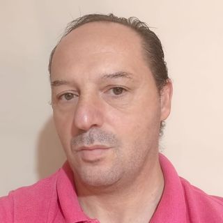 Fabio A., Italian teacher with 20 years of experience behind her ...