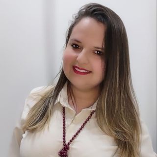 Caroline L., Professora certificada com 4 anos de experiência! já ...