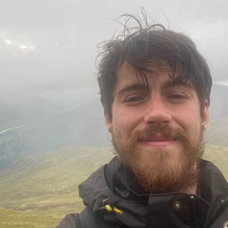 Ethan Christopher C., A native speaker wanting to share knowledge and ...
