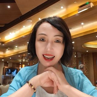 Ming Y., Learning Chinese is Easy 😊 | Learn with Chinese Tutors