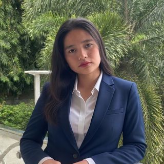 Angela V., Habla inglés con confianza: Únete a mí para una educación ...