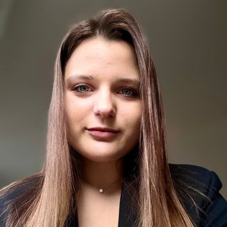 Anna M., Domina el inglés comercial con un tutor de Suiza con C2 ...